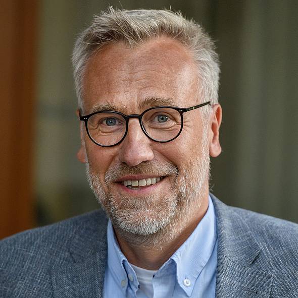 Stephan Roman Brockschmidt steigt zum Geschäftsführer auf | Wohlfahrtintern