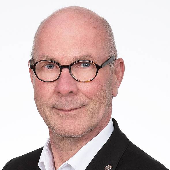 Vom Zivi zum Geschäftsführer | Wohlfahrtintern